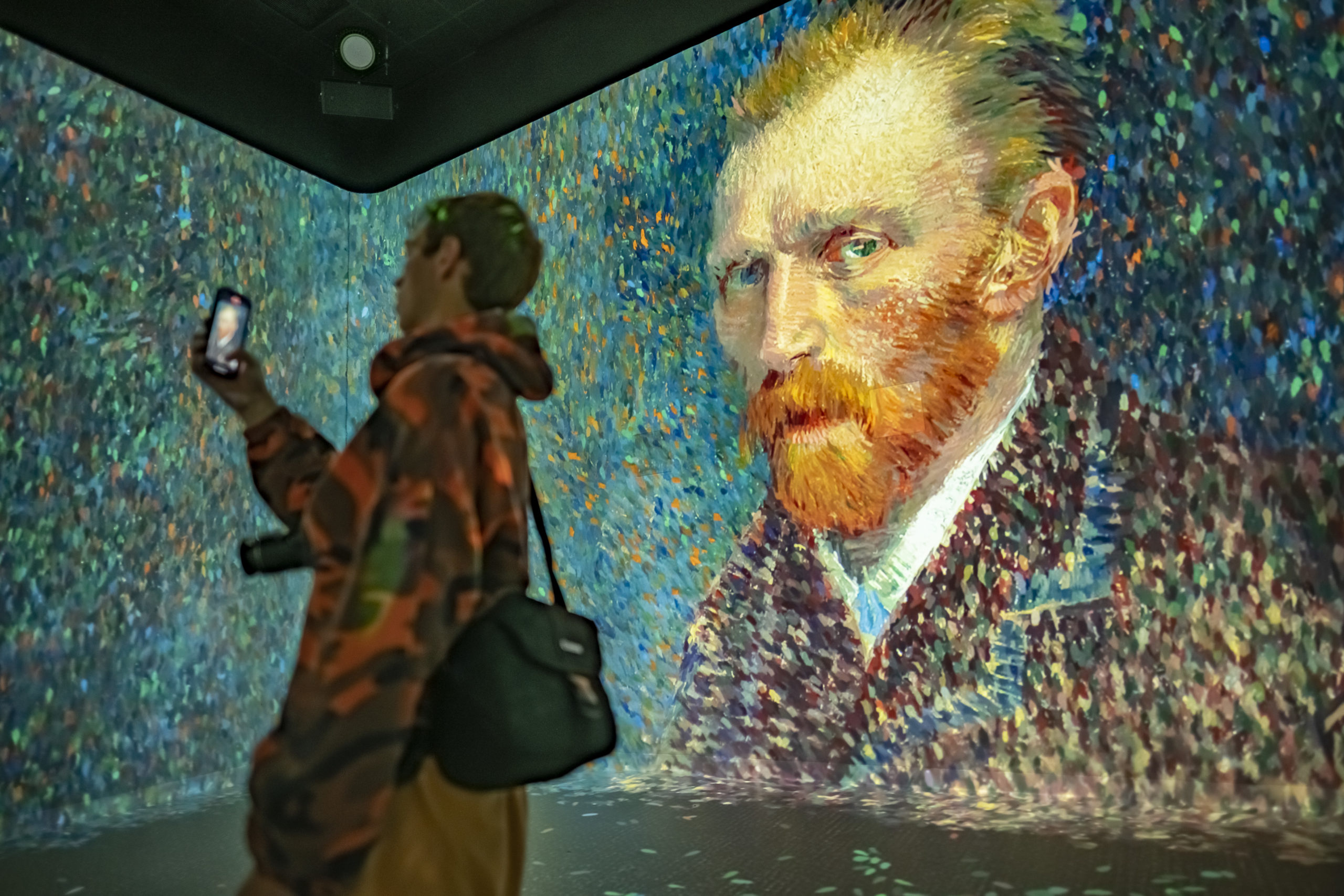 Panasonic Projectors Help Frameless, The U.K.’s Largest Immersive ...