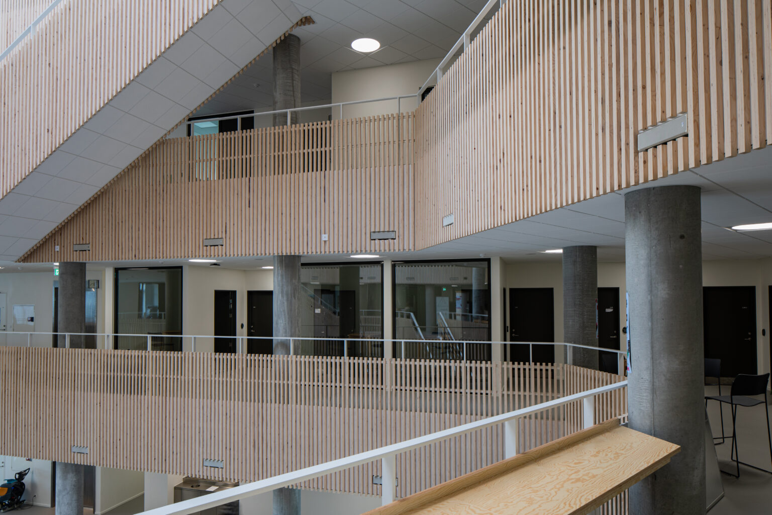 Meyer Sound Helps Students Push the Envelope of Audio Production at ...