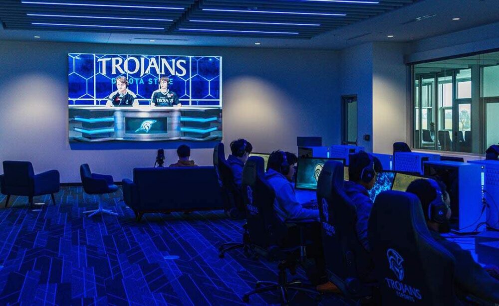 Dakota State University Turns to Daktronics for Esports LED Displays – rAVe [PUBS]